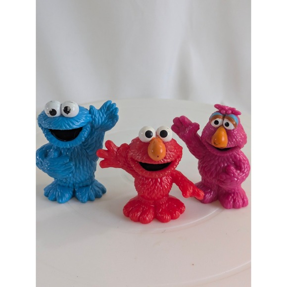 Toys | Sesame Street Figures Lot Elmo Cookie Tellie Monster Pvc Toys ...